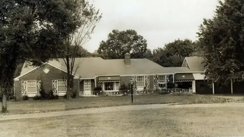 The Story Behind Hank Williams House, Nashville | Hank Williams ...